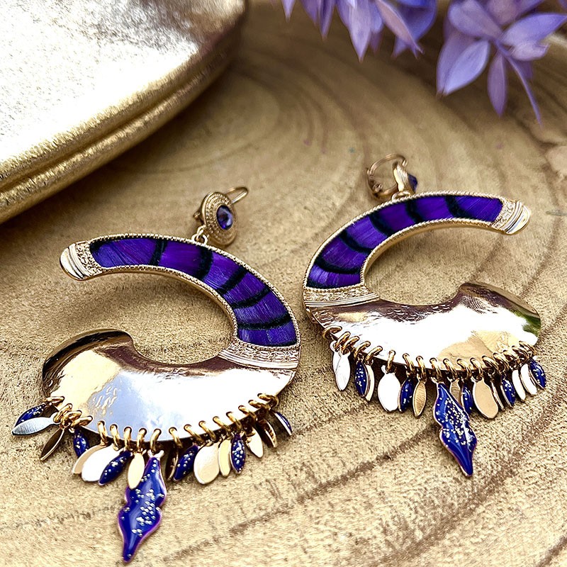 Boucles d'oreilles Pendantes MIKONA Or - Plumes de faisan violet beige ...